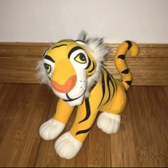Disney | Toys | Disney Vintage Mattel 993 Aladdin Rajah Plush | Poshmark